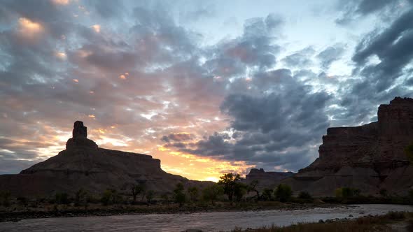 Colorful sunset timelapse over the Utah desert on Swaseys Beach, Stock ...