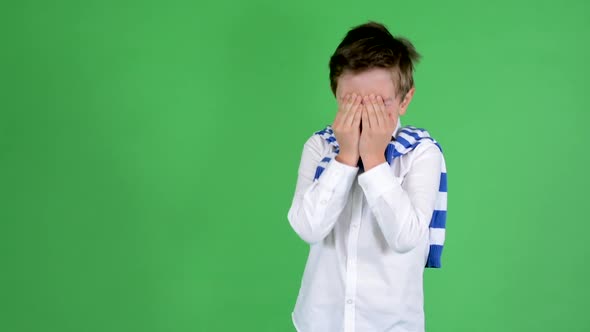 Young Handsome Child Boy Crying - Green Screen - Studio, Stock Footage