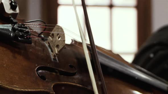 Woman Fiddle Player taking part in a Trio Band. Close-Up., Stock Footage