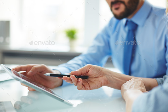 Discussion with modern technology Stock Photo by Pressmaster | PhotoDune