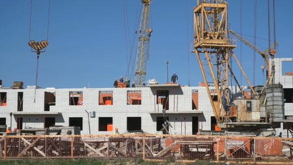 Builders Discusses The Problems Of a Construction, Stock Footage ...