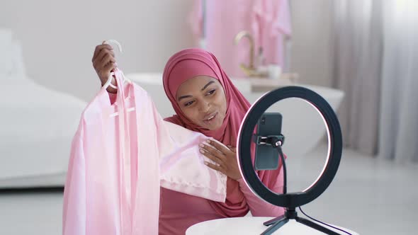Popular Social Media Black Muslim Lady Influencer Recording Video ...