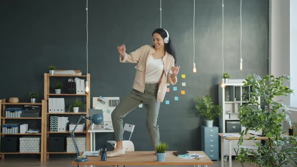 Beautiful Girl Office Worker Dancing on Desk in Office Wearing ...