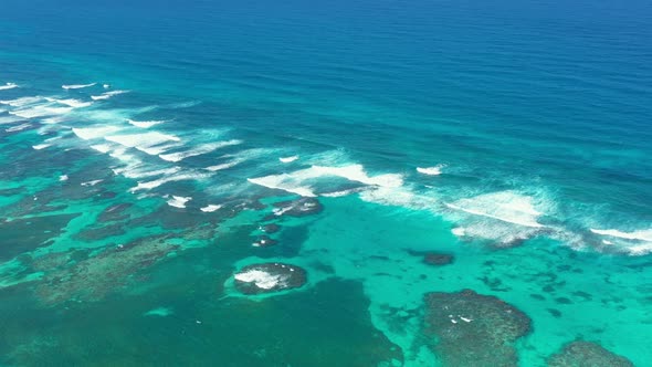 Atlantic Ocean with Reef and Turquoise Water Caribbean Destinations ...