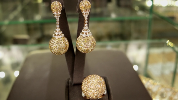 Expensive Jewelry For The Rich And Famous Women On The Counter, Earring ...