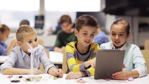 Kids with Tablet Pc Programming at Robotics School 60, Stock Footage