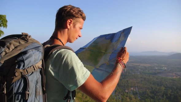 Traveller Man with Map and Backpack Exploring Country on Trekking ...
