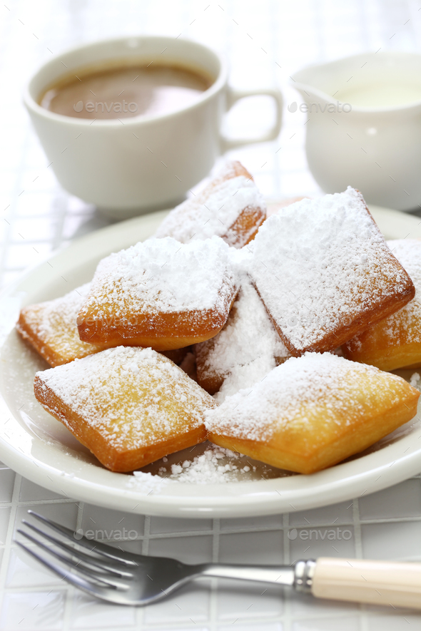 homemade new orleans beignet donuts with plenty of powdered sugar Stock ...