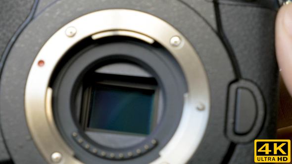 Image Stabilization Mechanism on the Sensor of Mirrorless Digital ...
