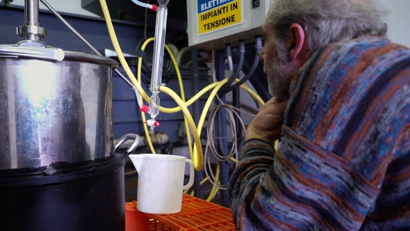 Production of Perfume Essences by Steam Distillation in Distillation ...