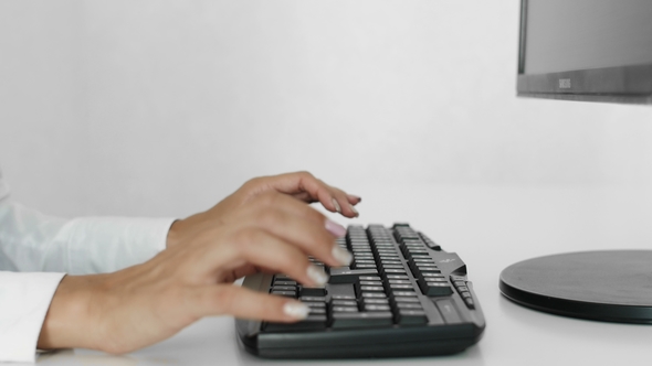 Woman Typing on Computer Keyboard Having Wrist Pain in Office. Carpal ...