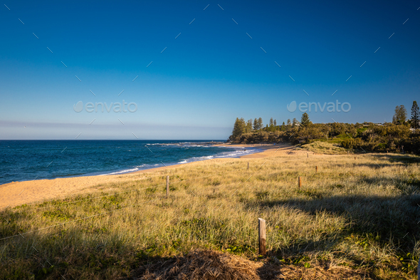 Sunset view of Shelly Beach at Caloundra, Sunshine Coast, Austra Stock ...