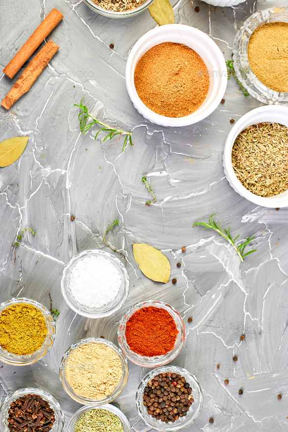 Seasoning background. Spice and herb seasoning with fresh and dried ...