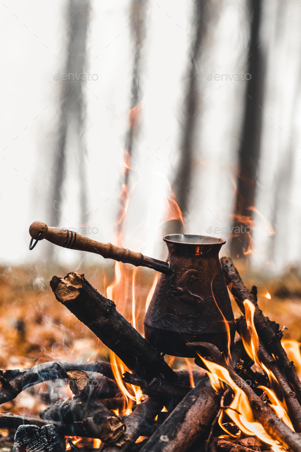 Making coffee at the stake. Make coffee or tea on the fire of nature ...