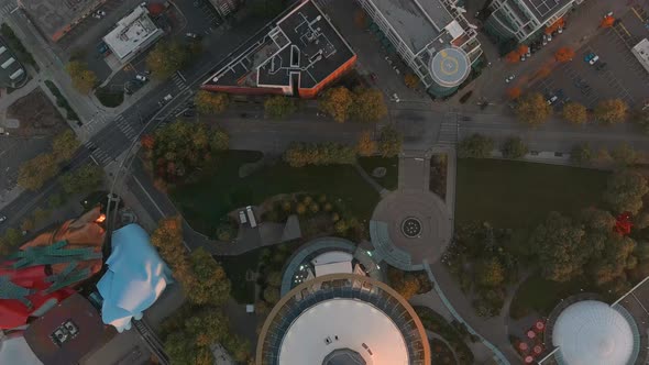 Panning overhead view of the Seattle Space Needle during sunset., Stock ...