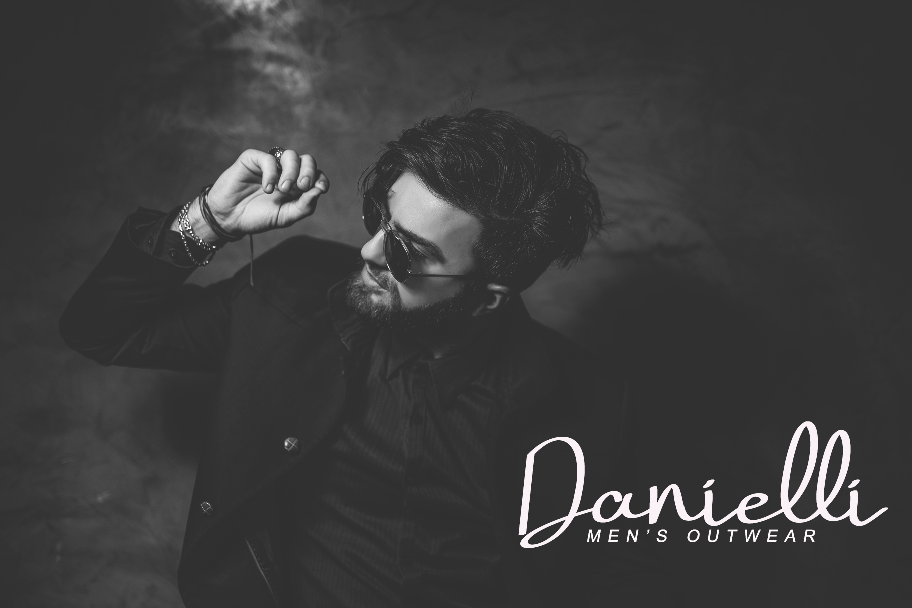 Ravenna, Fonts | GraphicRiver