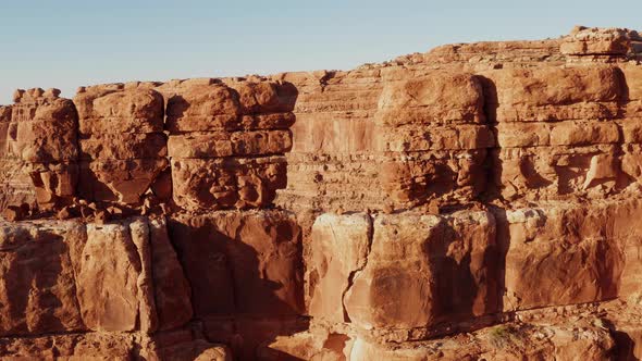 Aerial shot of the amazing rock formations on southern Utah., Stock Footage