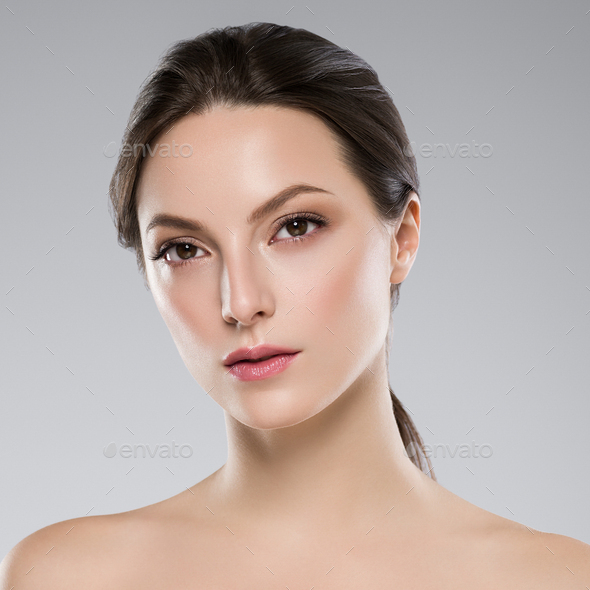 Beauty natural skin woman face healthy hair and natural makeup Stock ...