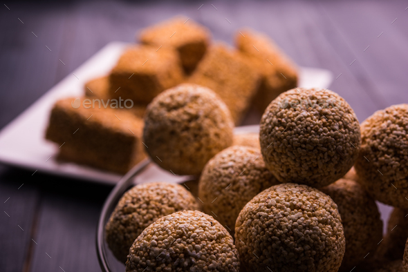Amaranth Ladoo / Rajgira Laddu / Cholai Laddoo Stock Photo by ...