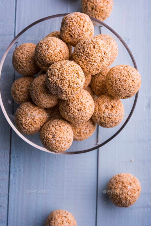 Amaranth Ladoo / Rajgira Laddu / Cholai Laddoo Stock Photo by ...