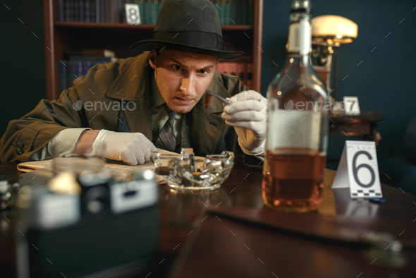 Detective with tweezers finds evidence, crime scene Stock Photo by ...