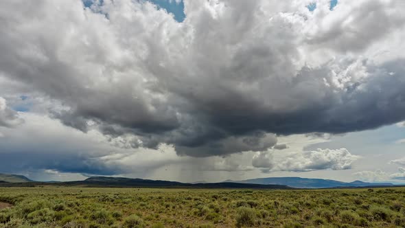 Timelapse of clouds moving through the sky as storm builds up, Stock ...