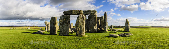 Stonehenge, prehistoric henge with large stones Stock Photo by Mint_Images