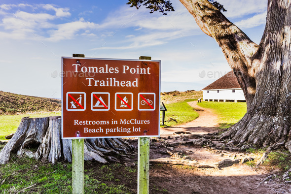 Tomales Point Trailhead signage Stock Photo by SundryPhotography ...