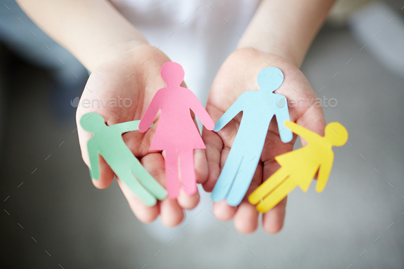 Paper family cutout Stock Photo by Pressmaster | PhotoDune
