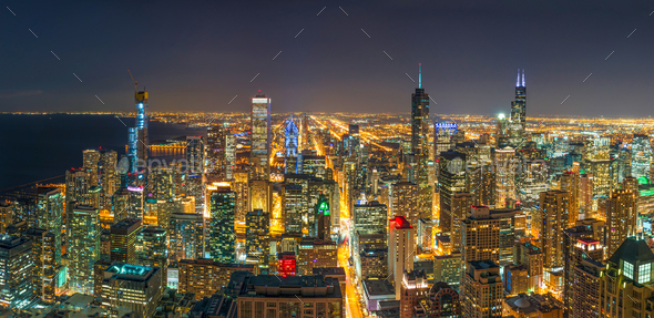 Panorama Top view of Chicago cityscape and skyscraper at the night time ...