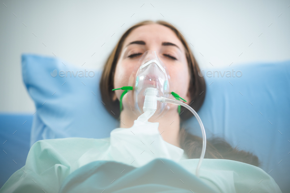 disease woman patient wearing medical oxygen mask and treatment in ...