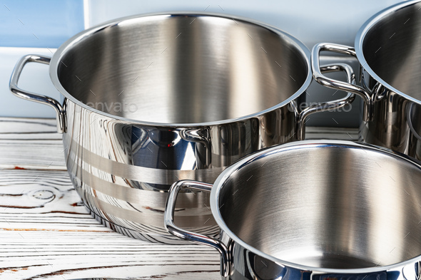 Close up photo of cookware set on kitchen counter Stock Photo by ...