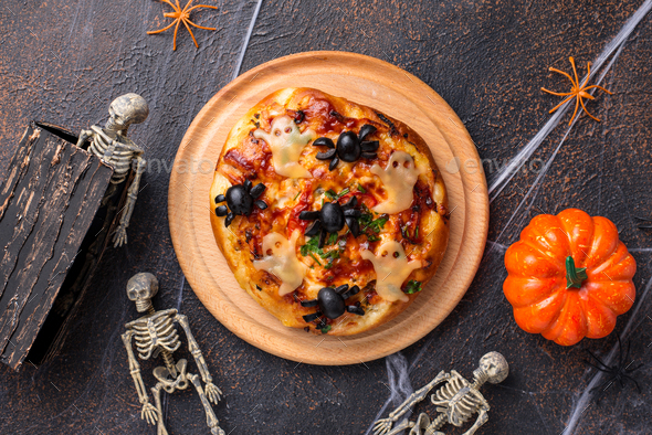 Halloween scary pizza decorated ghosts Stock Photo by furmanphoto ...