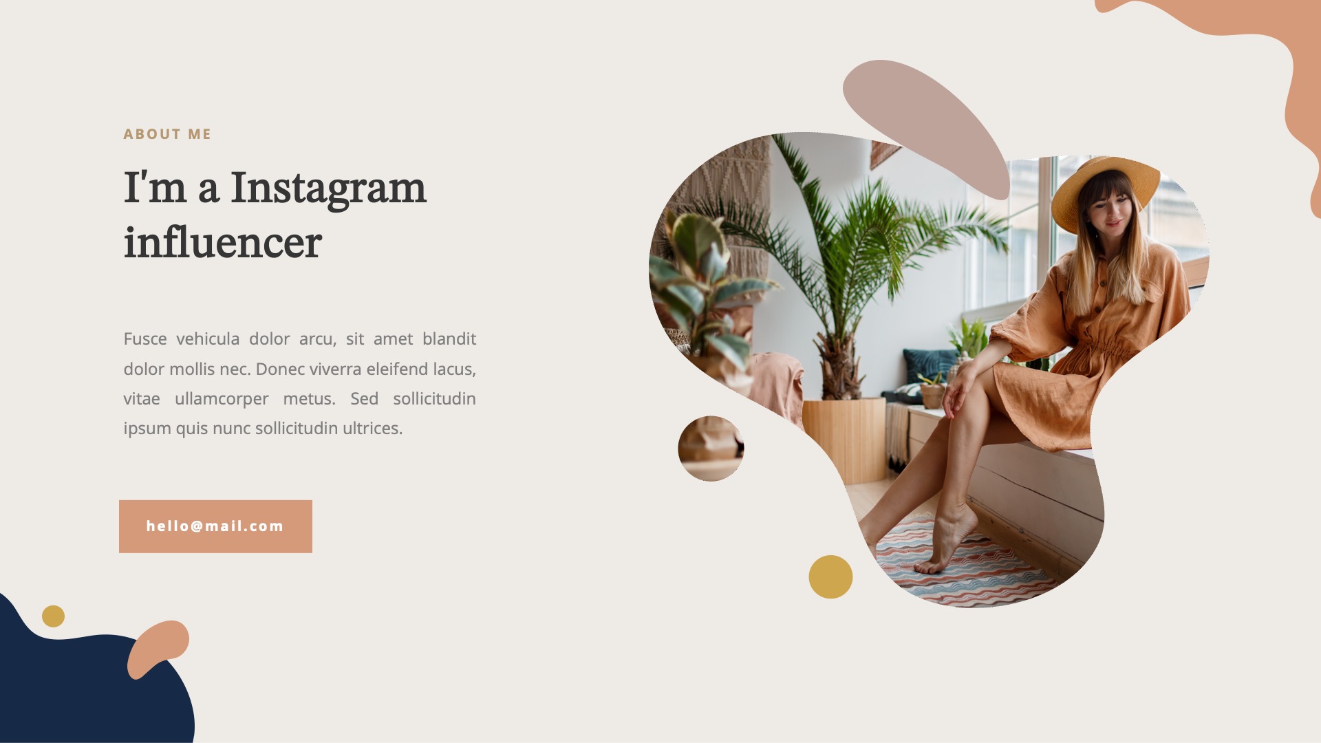 TRENDA - Influencer & Content Creator Powerpoint Template, Presentation ...