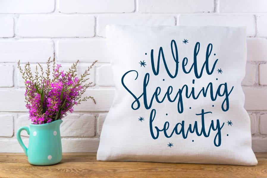 Miqueltan Brush Calligraphy, Fonts | GraphicRiver