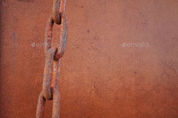 detail of a rusty old chain link on a metal background Stock Photo by ...