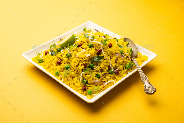 Pohe or pohe or pohaa is an indian breakfast recipe Stock Photo by ...