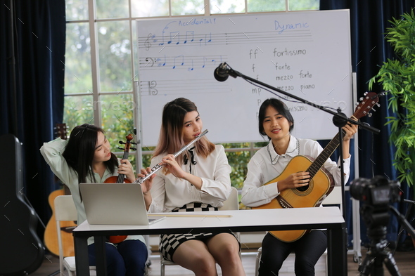 student person learning classical music with online class live ...