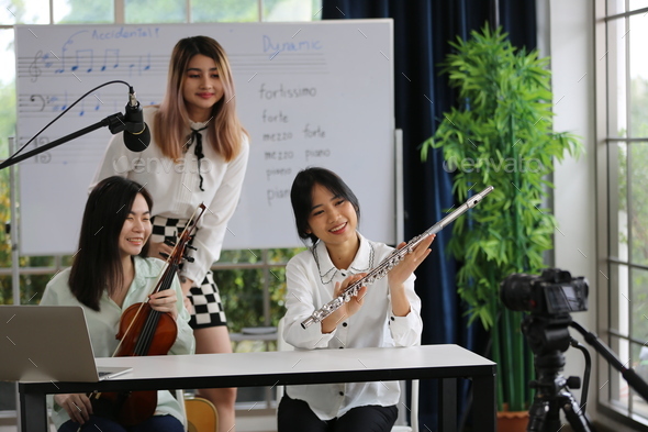 student person learning classical music with online class live ...