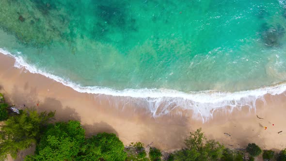 Beach aerial view. white sand beach top view. Sea with water wave at ...