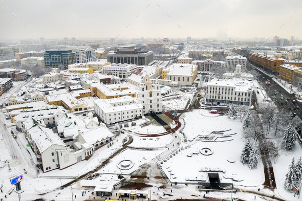 Snow-covered city center of Minsk from a height. The upper city ...