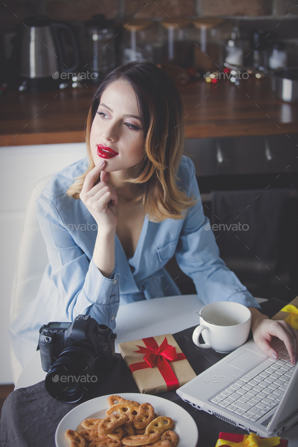 Beautiful young photographer have a coffee break Stock Photo by Masson ...