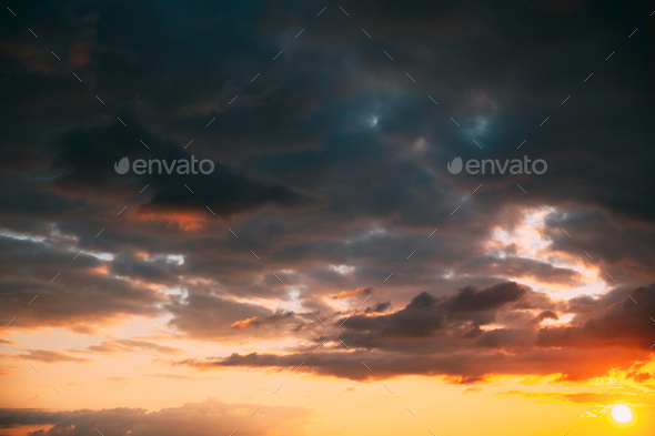 Sunset Cloudy Sky With Fluffy Clouds. Sunset Sky Natural Background ...