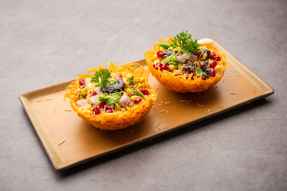 Aloo Tokri Chaat or Potato Basket stuffed chat or katori chat Stock ...