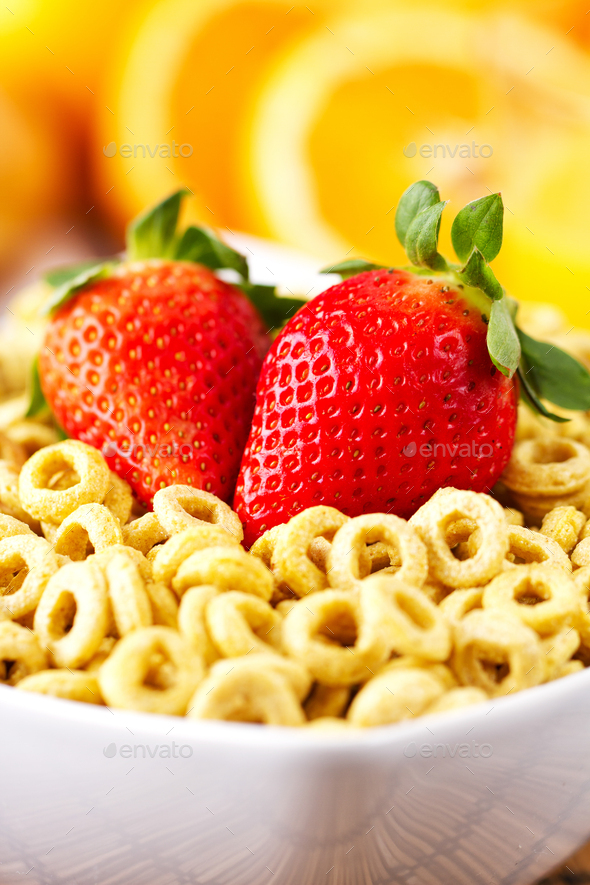 Crunchy Oat Rings with Strawberries. Stock Photo by foodstock | PhotoDune
