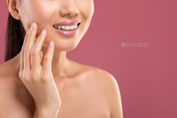 Unrecognizable young lady showing her beautiful white smile Stock Photo ...