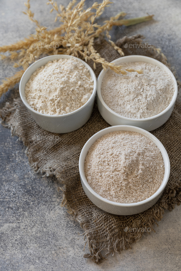 Wheat flour coarse from whole wheat grains, wheat bran Stock Photo by ...