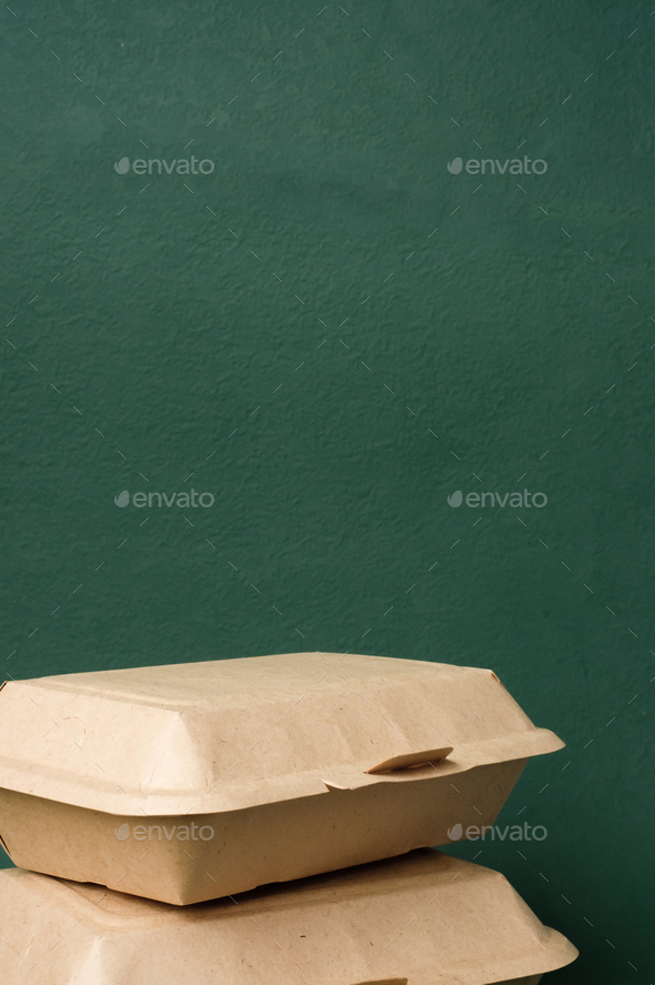 stack of Recycle Eco-friendly disposable food container made of kraft ...