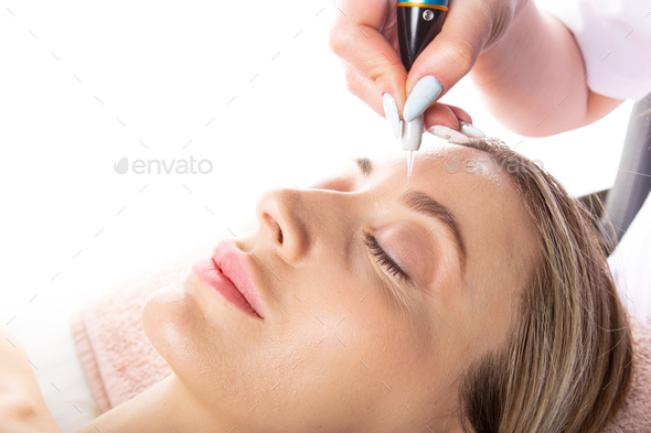 Closeup eyebrow color correction progress Stock Photo by Ancapital