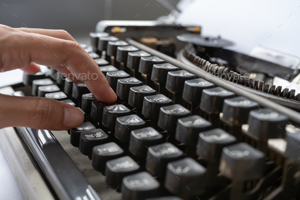 Old Thai traditional typewriter. Classic vintage antique manual typing ...